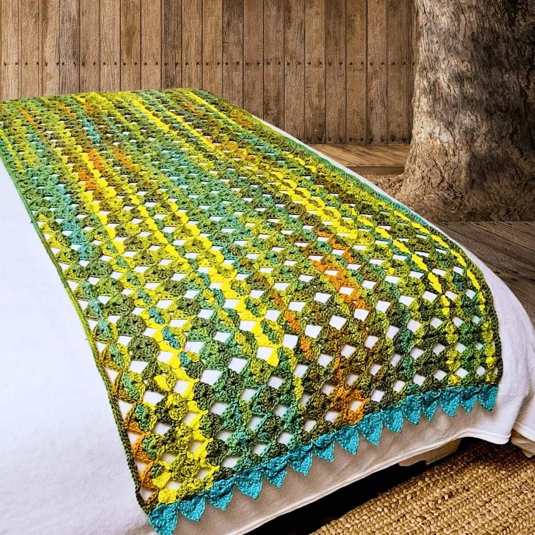 Easy Crochet Bed runner - Diamond Acorn Bed Runner
