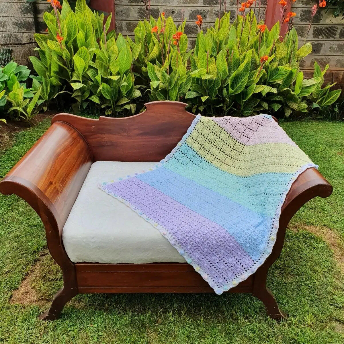 Berry Biscuit Baby Blanket with Gumdrop Border - Easy to Follow Writte ...